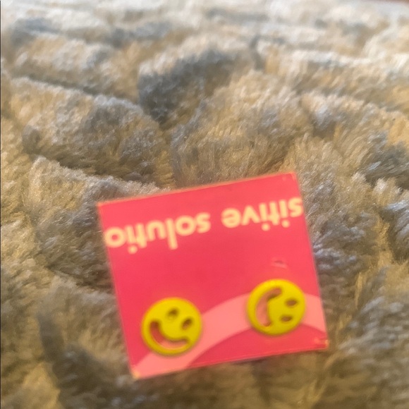 Source Unknown | Jewelry | Smiley Face Earrings By Shine Solution ...